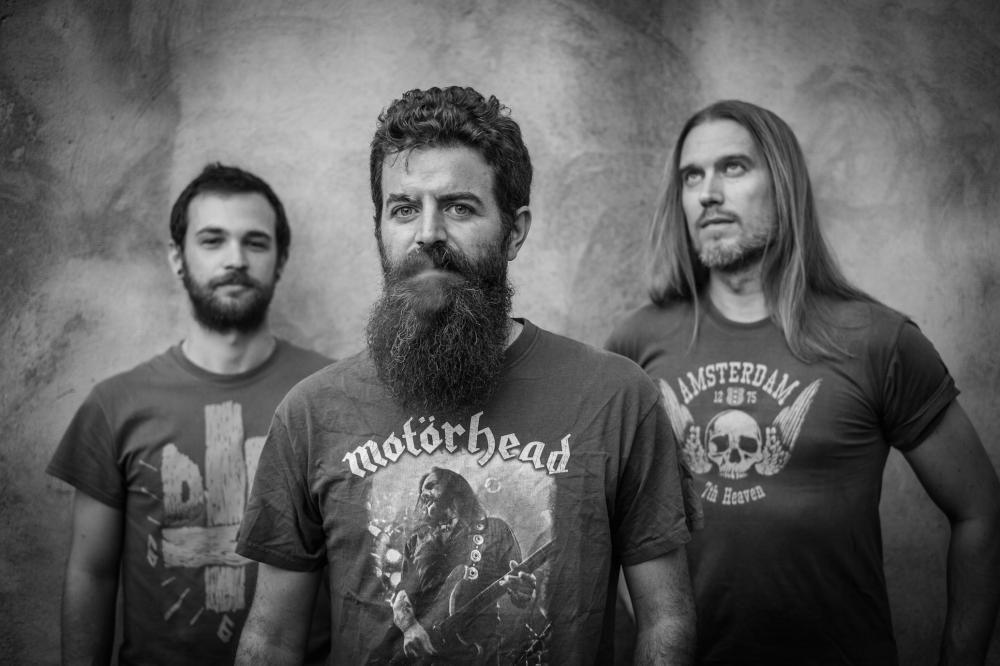 Humulus: la quiete e la tempesta - Metal Garage